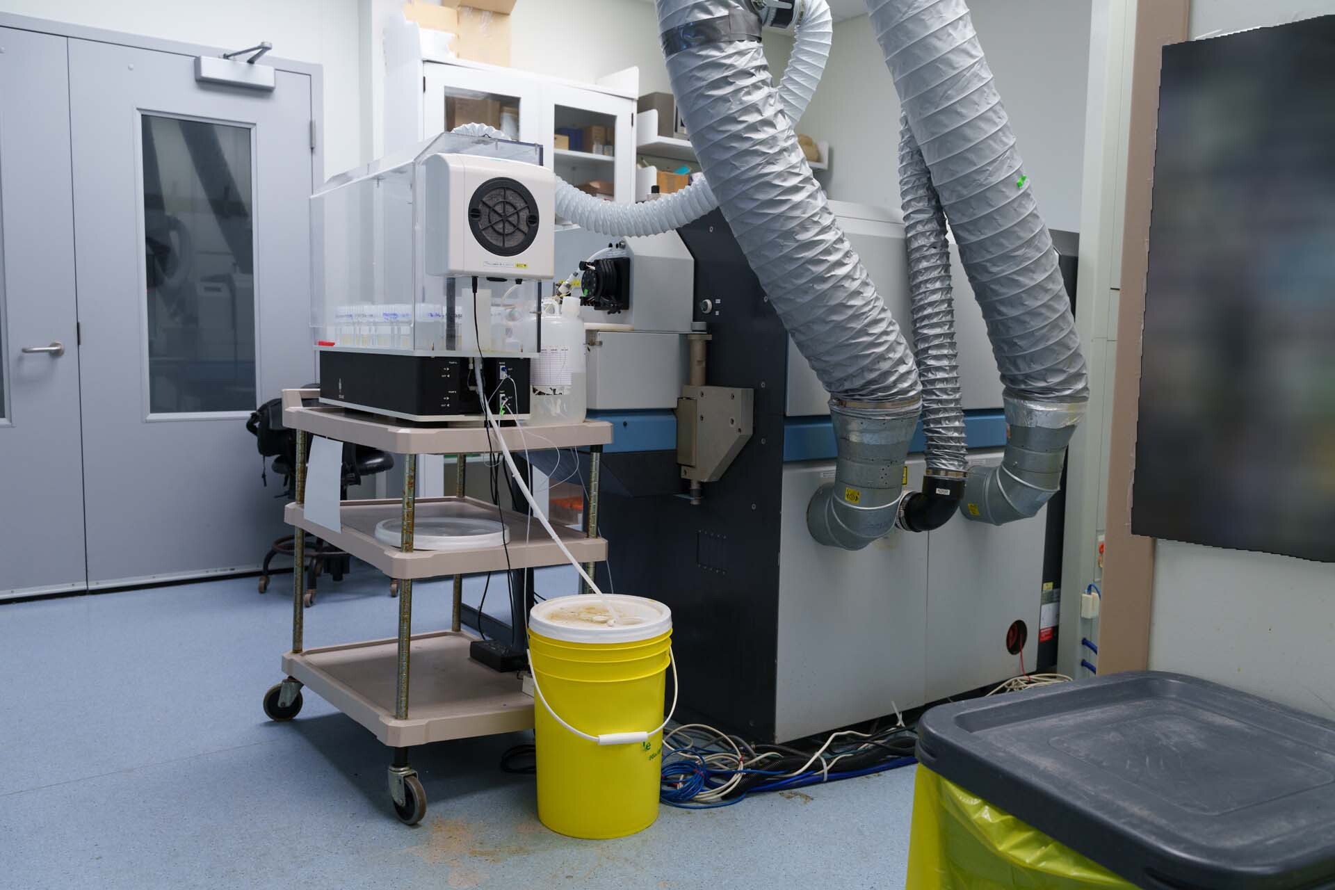 THERMO SCIENTIFIC Element 2 Spectrometer used for sale price #293659282 ...