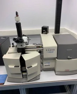 THERMO SCIENTIFIC Nicolet Almega XR Spectrometer used for sale price ...