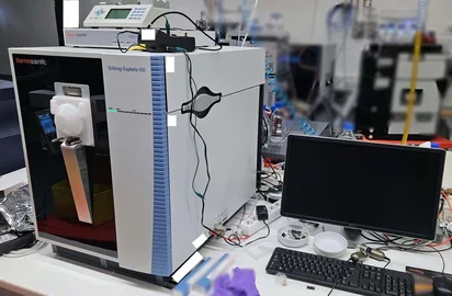 THERMO SCIENTIFIC Orbitrap Exploris 480 분광계 판매 가격 #293751288, 2019에 사용됨 ...