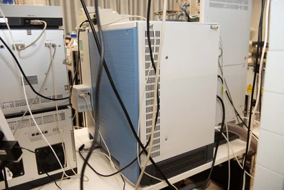 THERMO SCIENTIFIC Q Exactive Plus Spectrometer used for sale price ...