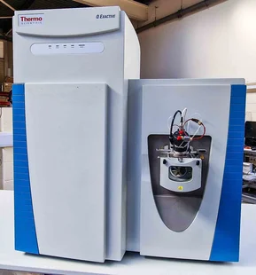 THERMO SCIENTIFIC Q Exactive Spectrometer used for sale price ...