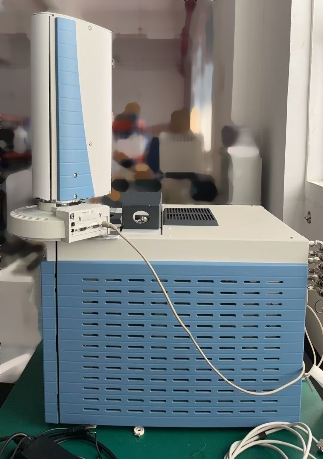 THERMO SCIENTIFIC Trace 1310 Spectrometer used for sale price ...