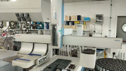 THERMO SCIENTIFIC TSQ 8000 분광계 판매 가격 #293758010, 2019에 사용됨 > CAE에서 구매