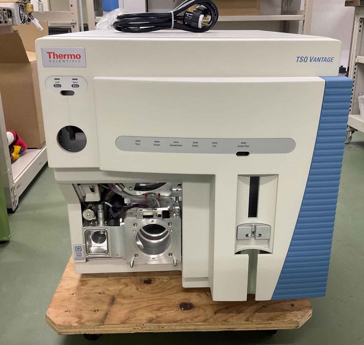 THERMO SCIENTIFIC TSQ Vantage Spectrometer used for sale price #293755552 > buy from CAE