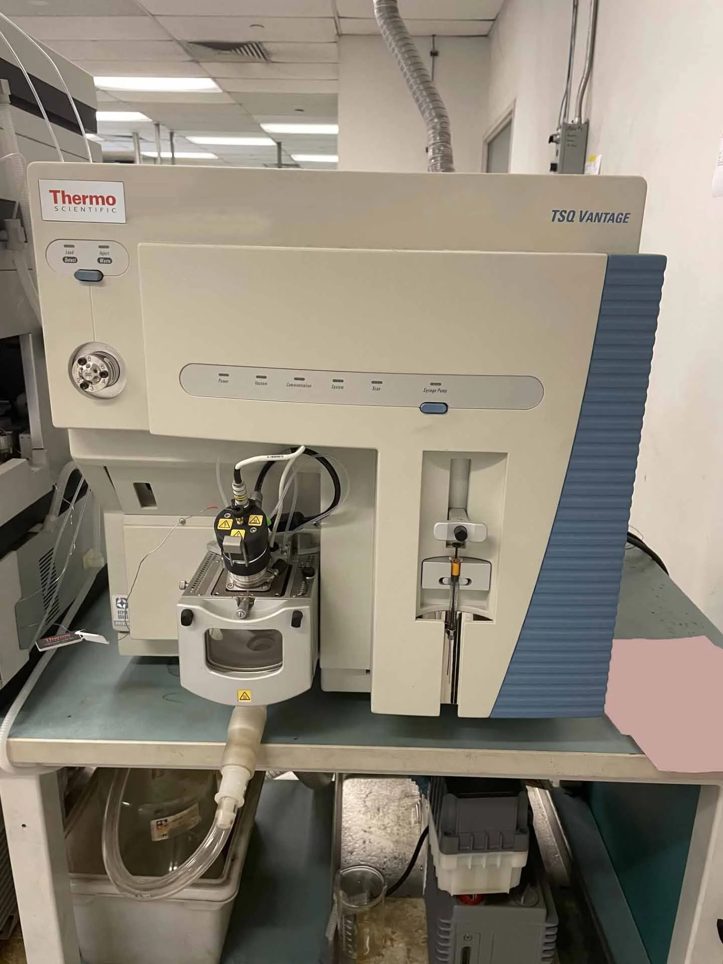 THERMO SCIENTIFIC TSQ Vantage 분광계 판매 가격 #293667089에 사용됨 > CAE에서 구매