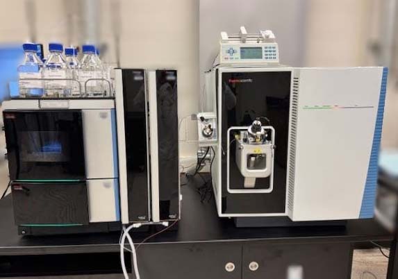 THERMO SCIENTIFIC Vanquish Flex Spectrometer used for sale price ...
