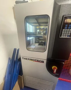 THERMOTRON S-4-3800 Chamber used for sale price #293736186, 2007 > buy ...