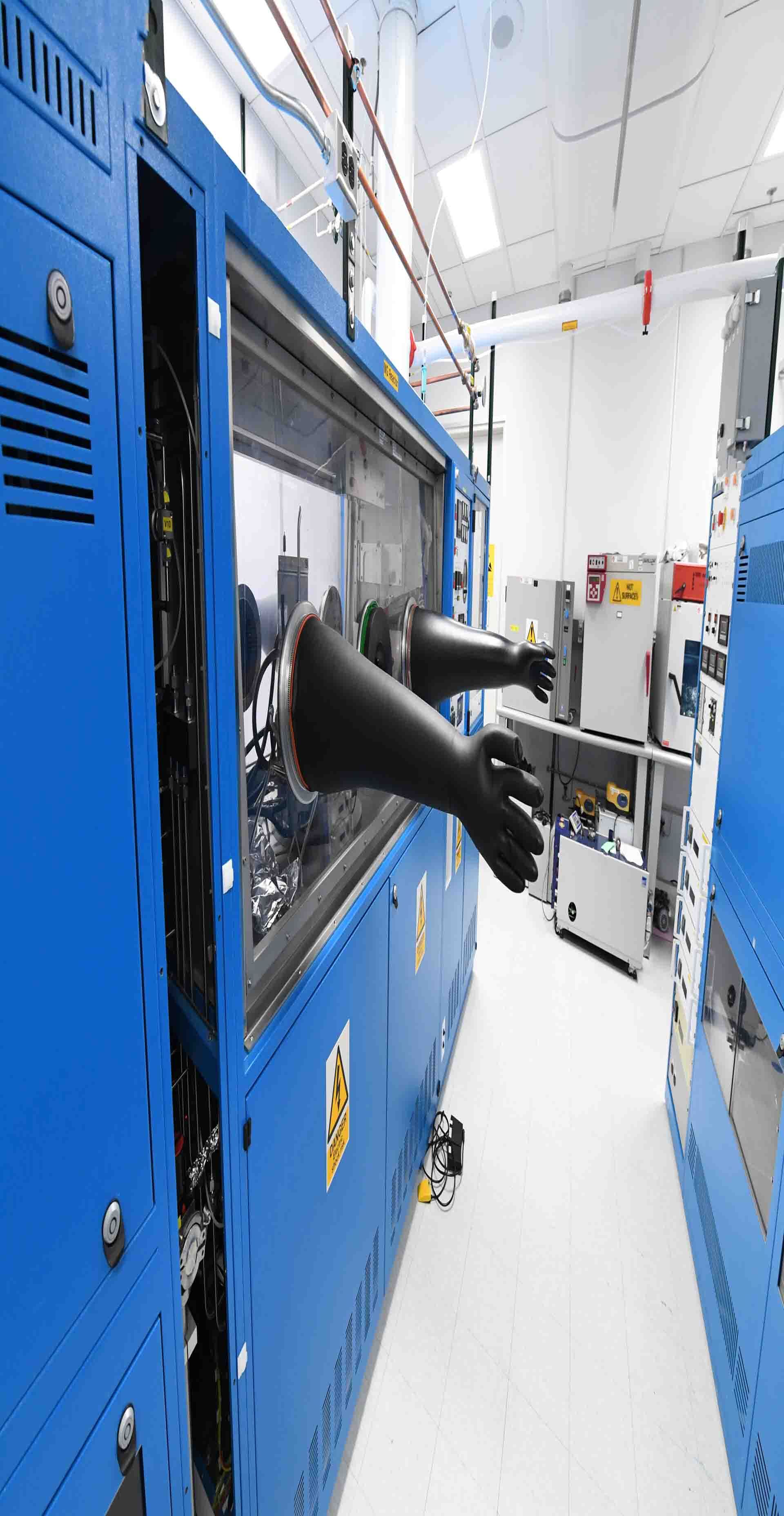 THOMAS SWAN / AIXTRON CCS used for sale price #293630290 > buy from CAE