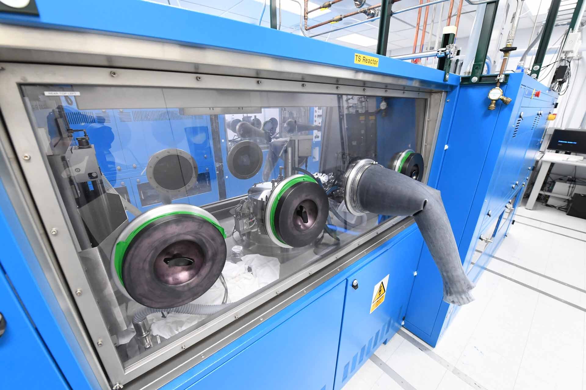 THOMAS SWAN / AIXTRON CCS used for sale price #293630289 > buy from CAE