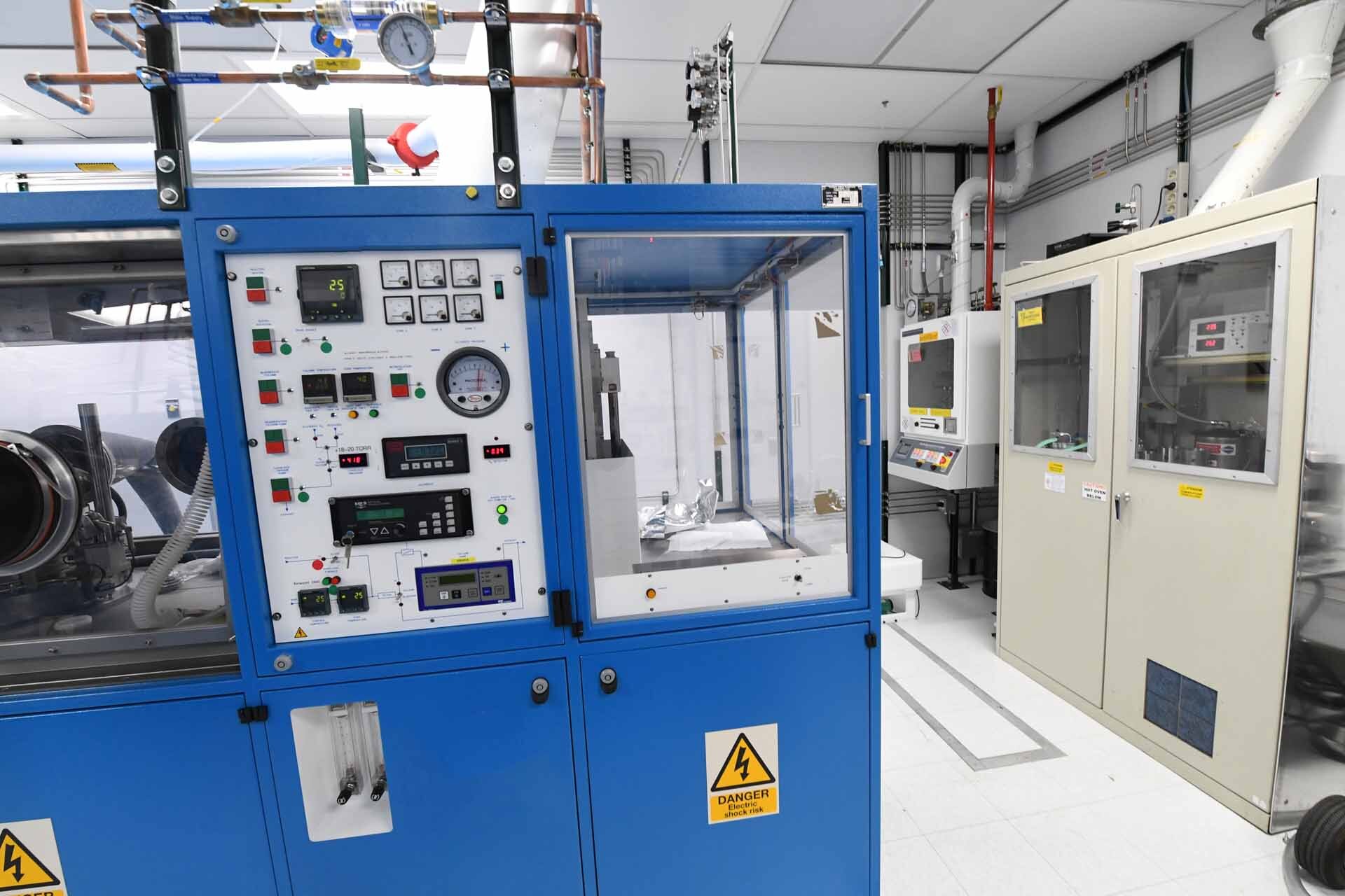 THOMAS SWAN / AIXTRON CCS used for sale price #293630289 > buy from CAE