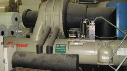 TRANE CVHE-450 Chiller used for sale price #9120692, 1999 > buy from CAE