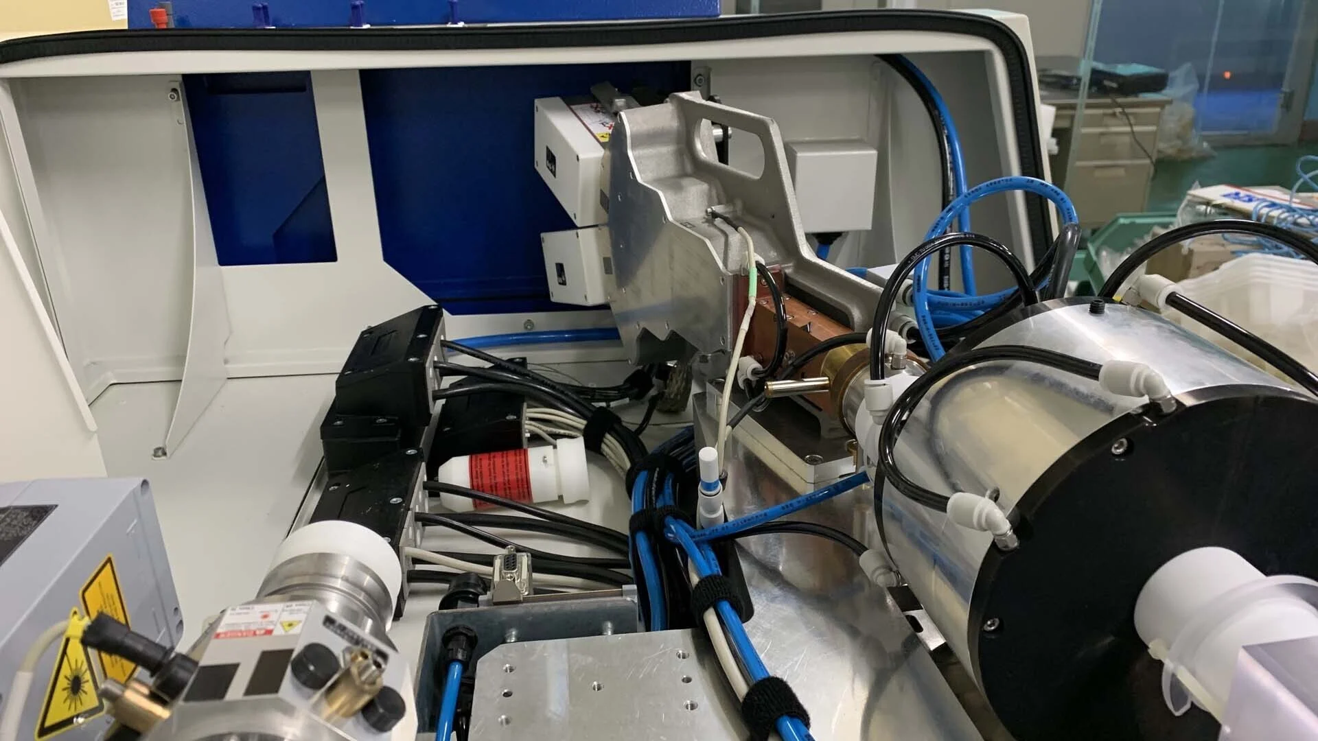 TRUMPF TruDisk 1000 激光 用于销售价格 #9307466, 2008 > 从 CAE 购买