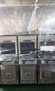 ULTRATECH Saturn Spectrum 300 步进机 用于销售价格 #9312357, 2002 > 从 CAE 购买