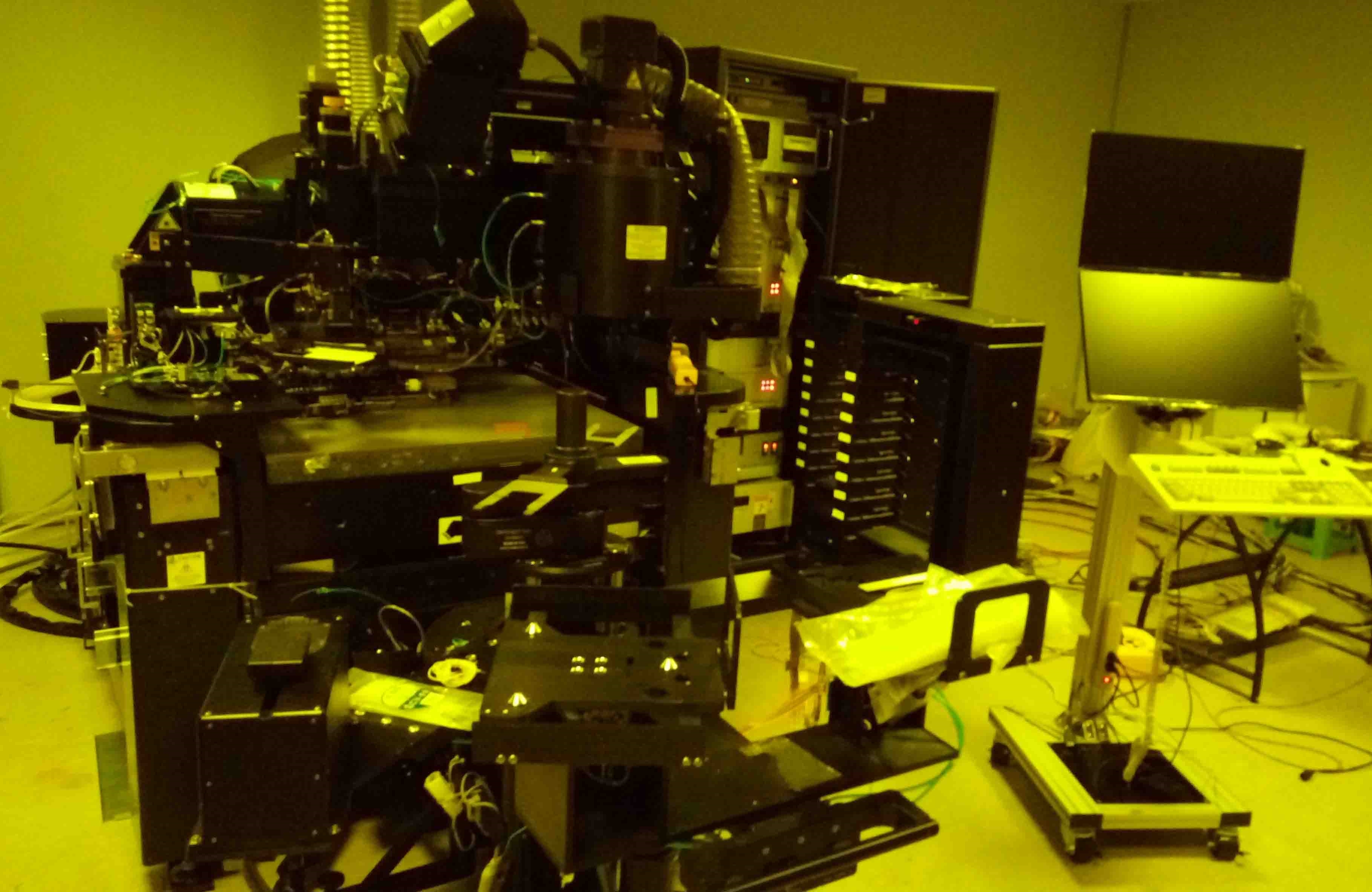 ULTRATECH Saturn Spectrum 300 Stepper 익숙한 판매용 가격 #9198660, 2005 > 사다 ...