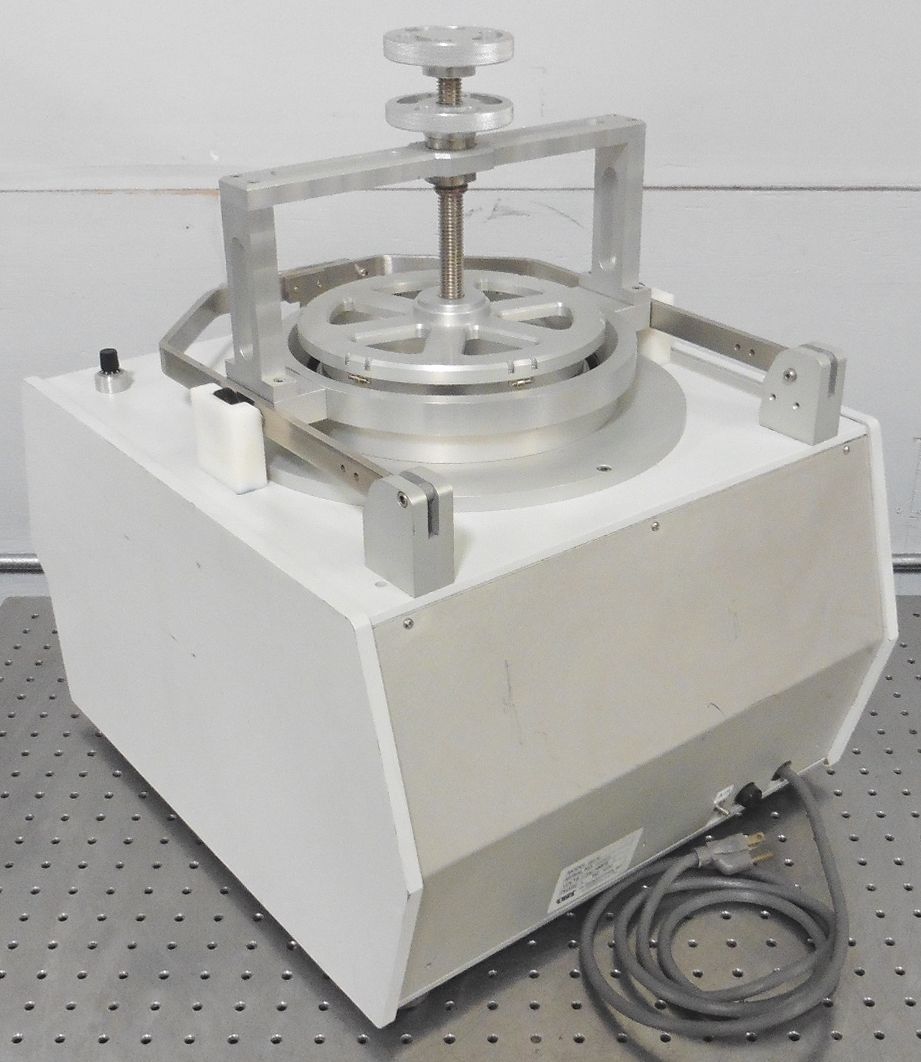 ULTRON SYSTEMS INC / USI UH 130 フォトレジスト はセール価格 #9123400 で使用されています > CAE ...