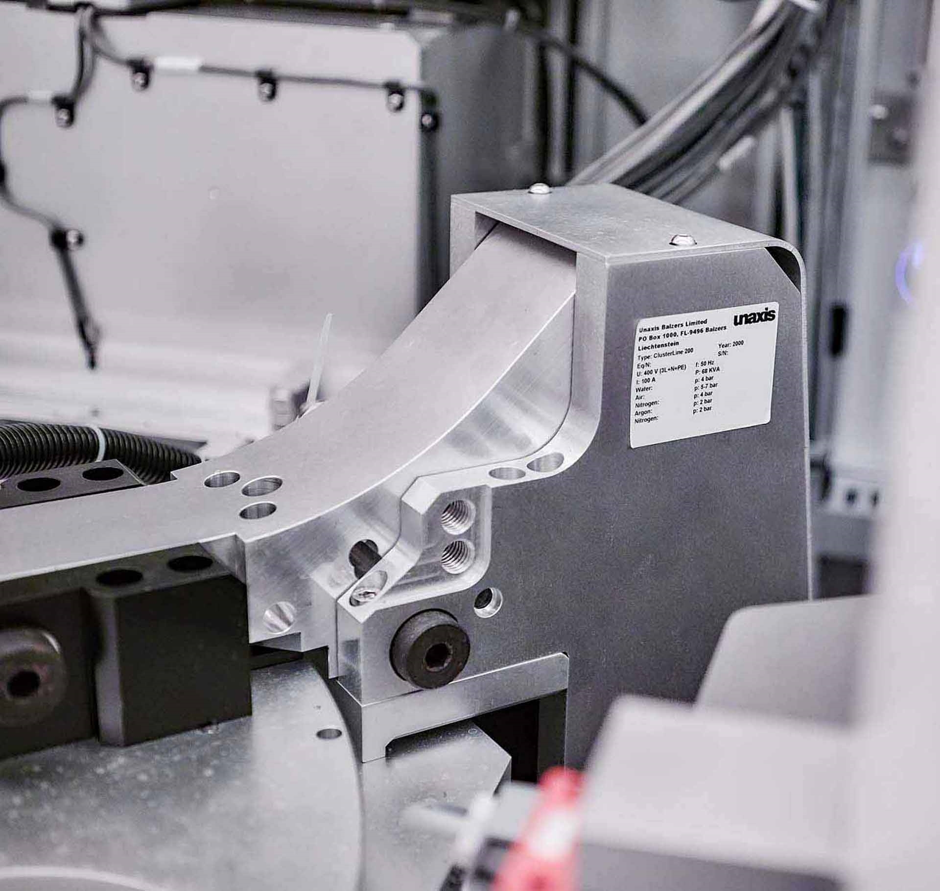 UNAXIS Clusterline 200 used for sale price #9189483, 2000 > buy from CAE