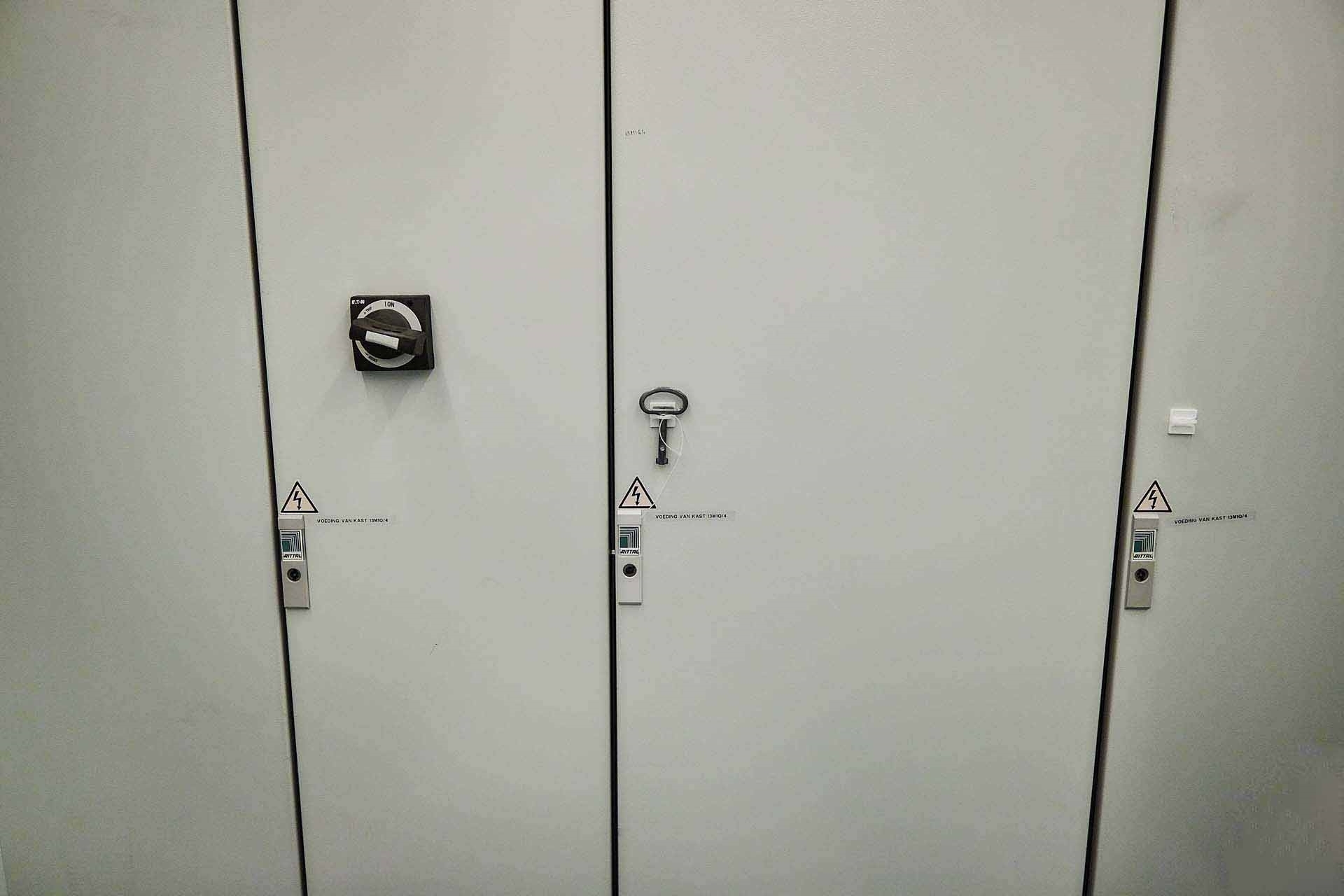 UNAXIS Clusterline 200 used for sale price #9189483, 2000 > buy from CAE