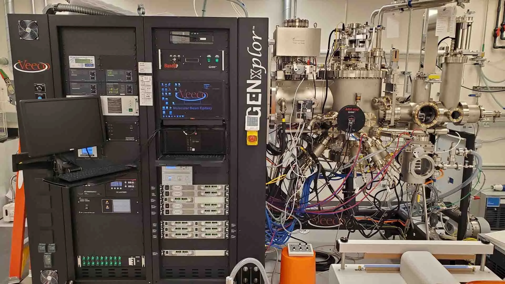 VEECO GENxplor MBE System used for sale price #293648270, 2015 > buy ...