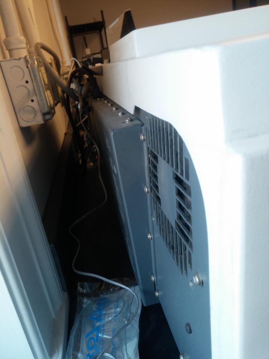 VARIAN Cary 500 분광광도계 판매 가격 #9129942에 사용됨 > CAE에서 구매