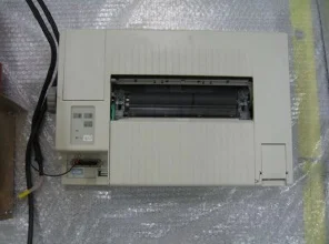 VARIAN E500 이온 주입기 & 모니터 판매 가격 #9024944에 사용됨 > CAE에서 구매