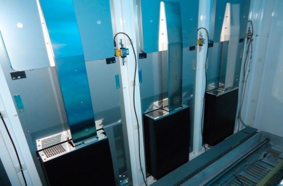 VARIAN VIISta 810XE Ion Implanter & Monitor used for sale price #9058076, 2005 > buy from CAE