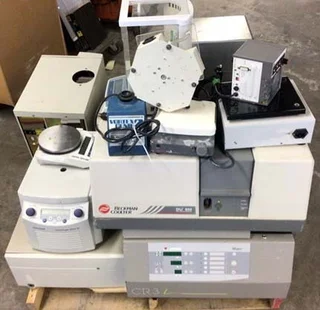 VARIOUS Lot of Broken and Untested Lab Equipment 電子檢測設備 用於銷售價格 ...