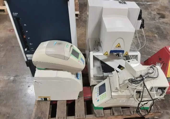 VARIOUS Lot of laboratory equipment Lab Equipment used for sale price #293670900 > buy from CAE