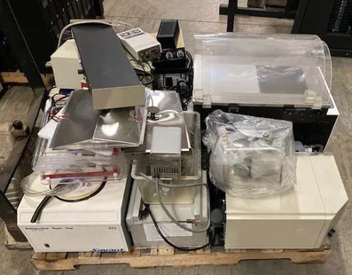 VARIOUS Lot of laboratory equipment Lab Equipment used for sale price ...