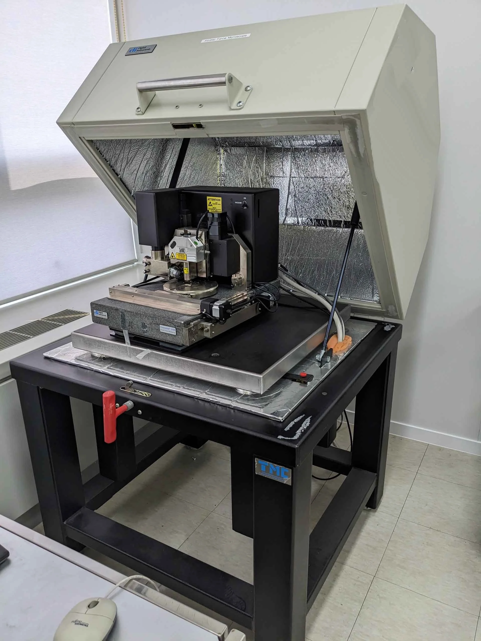 VEECO / DIGITAL INSTRUMENTS Dimension 3100 Microscope used for sale ...