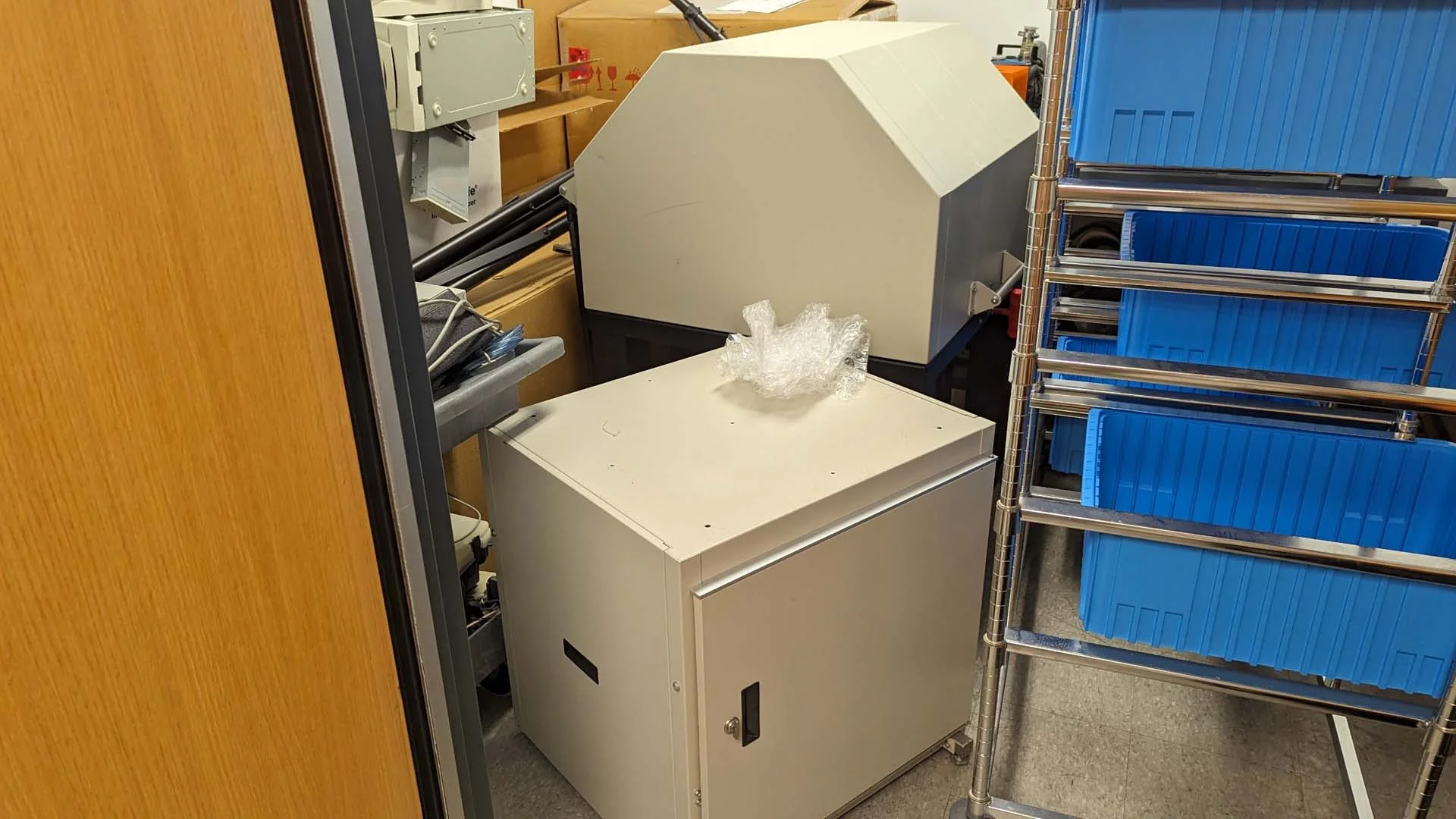 VEECO / DIGITAL INSTRUMENTS Dimension 3100 Microscope used for sale ...