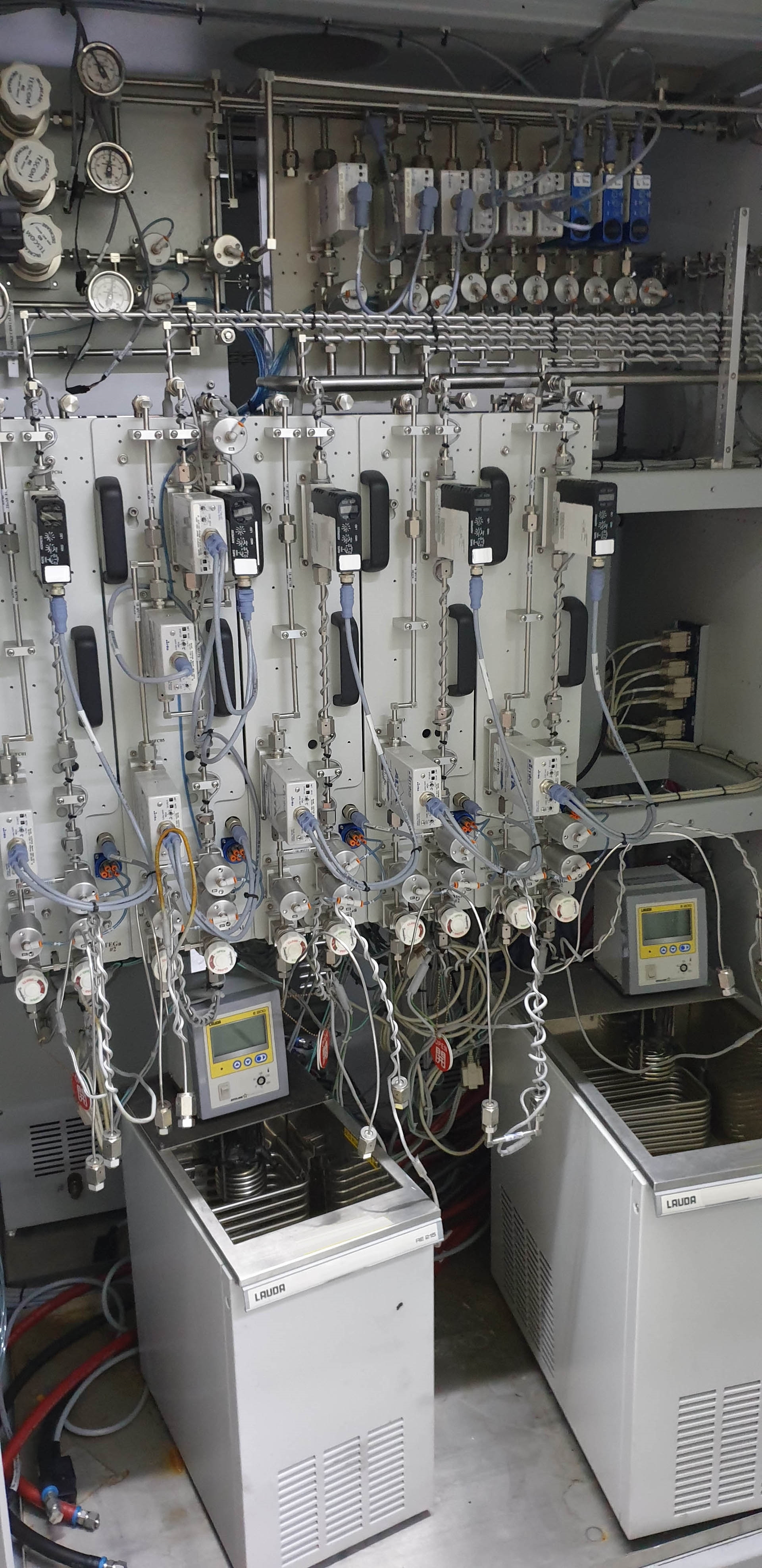 VEECO / EMCORE K465i 中古 販売用 価格 #9233939 > 購入 from CAE