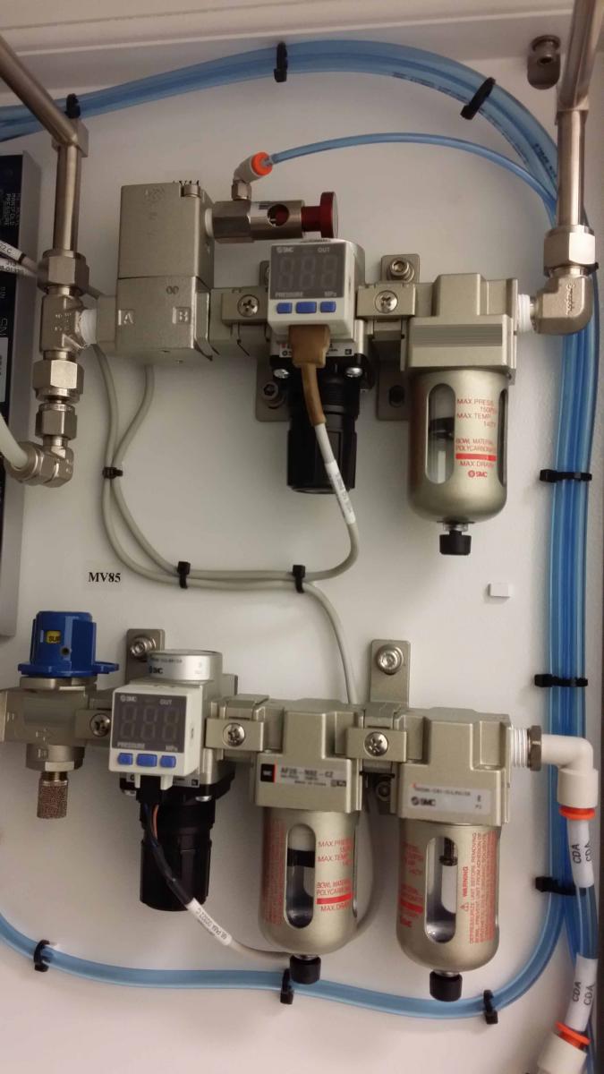 VEECO / EMCORE K465i 원자로 판매 가격 #9164296에 사용됨 > CAE에서 구매