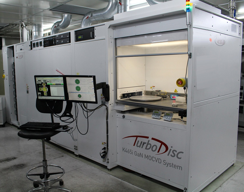 VEECO / EMCORE TurboDisc K465i Reactor used for sale price #9073290 ...