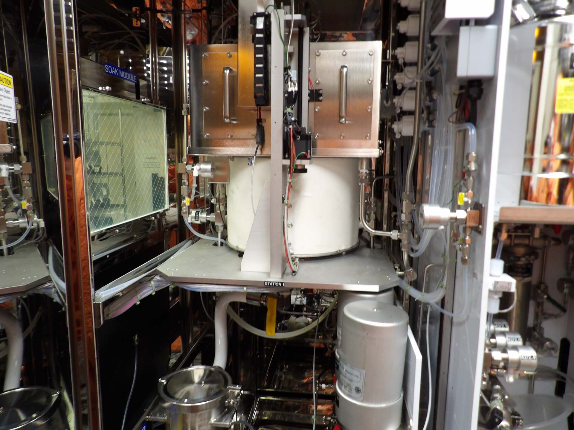 VEECO / SSEC M3303 Scrubber used for sale price #293651181, 2012 > buy ...