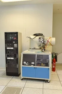 VEECO Microetch Etcher / Asher used for sale price #9183385, 1989 > buy ...