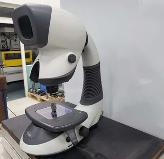 VISION ENGINEERING Mantis Elite Microscope used for sale price ...