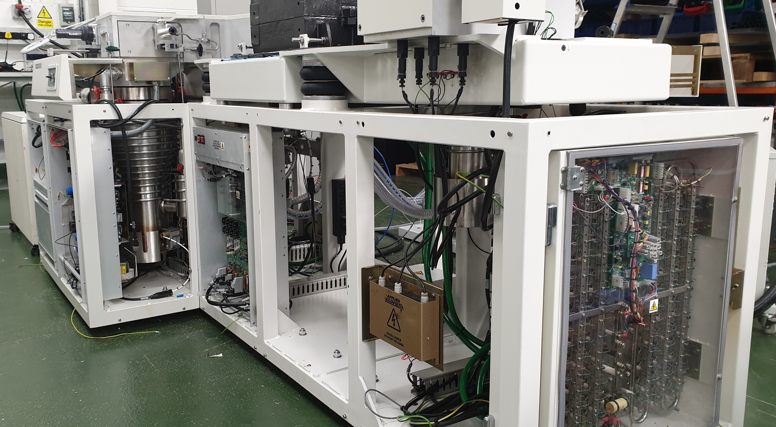 WATERS / MICROMASS Autospec Ultima Spectrometer used for sale price ...