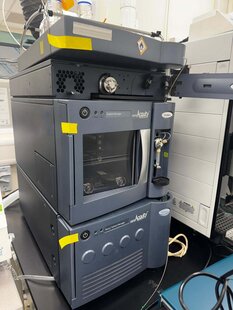 Used WATERS Acquity HDX LAB EQUIPMENT AND ACCESSORIES for sale > buy ...