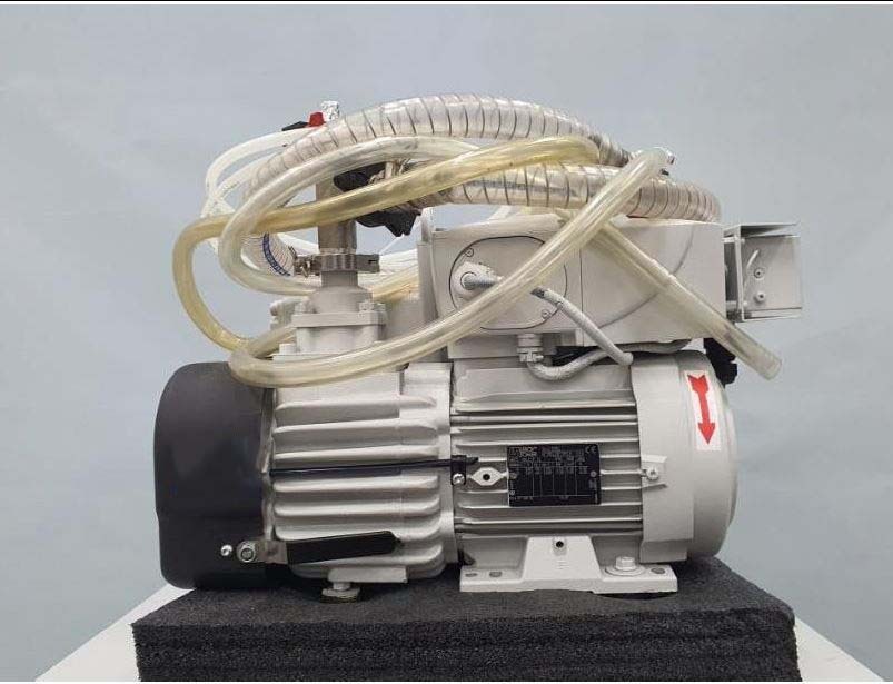 WATERS XEVO TQD Spectrometer Used for sale price #293658504, 2015 > buy ...