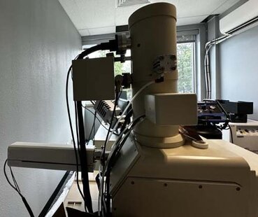 ZEISS Scanning Electron Microscope (SEM) SEM used for sale price ...