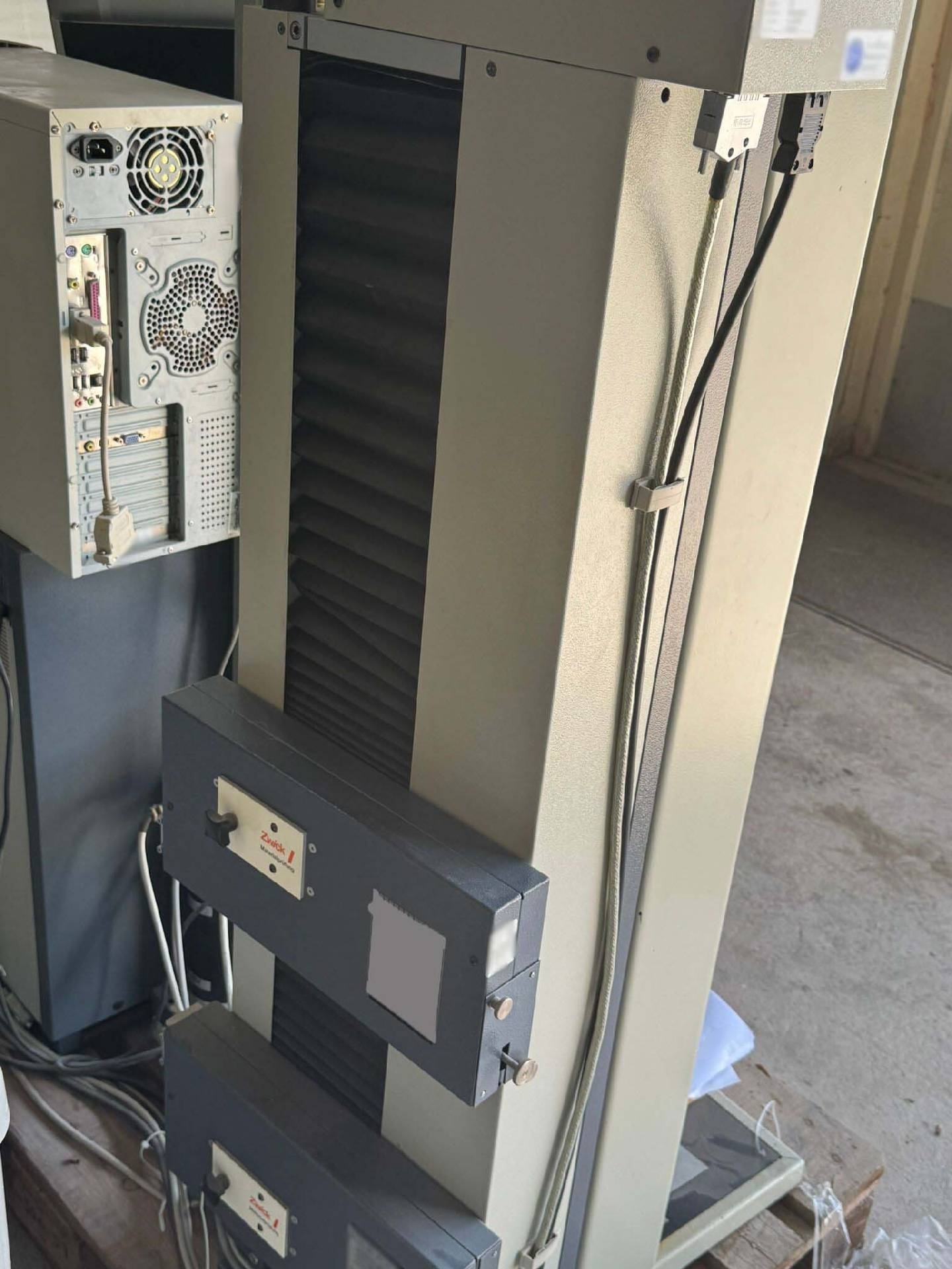 ZWICK / ROELL AMSLER Z010 Lab Equipment used for sale price #293808625 ...